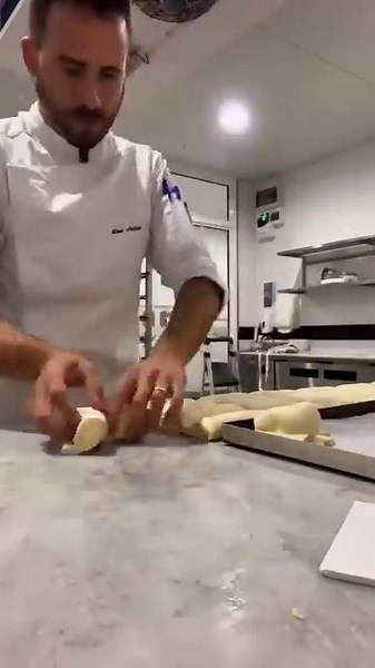 359K views · 5.4K reactions | 2024 Cake ideas 33 for anniversary birthday | Timon151 | Facebook