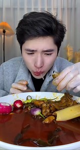 1.3M views · 40K reactions | Spicy frog&noodle #foodblogger #mukbang #eatingshow #asmr #frog | ASMR Eating Show | Facebook