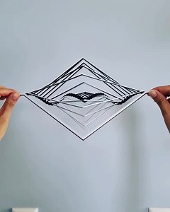 HYPNOTIC SQUARE KINETIC SPINNER 😲 #3dprinted by @gobotoru3d Download @cults3d . . #3ddesign #3dprinting #prusamk3bear #lecktor #cults #3dmodeling #diy #3dmaker #creative #tech | eSUN