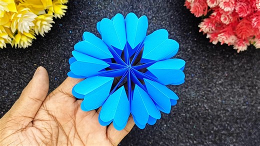 4K views · 37 reactions | Snowflake decoration ideas using paper - Christmas tree decoration ornaments - DIY christmas ideas #ChristmasCrafts #PaperSnowflake #ChristmasDecor | HR Art & Crafts Idea | Facebook
